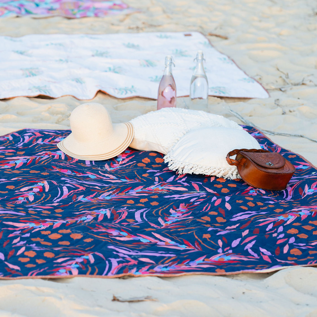 Western Wattle Picnic Rug – Pik•Nik Australia